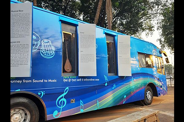 Museum On Wheels | Rooshad Shroff